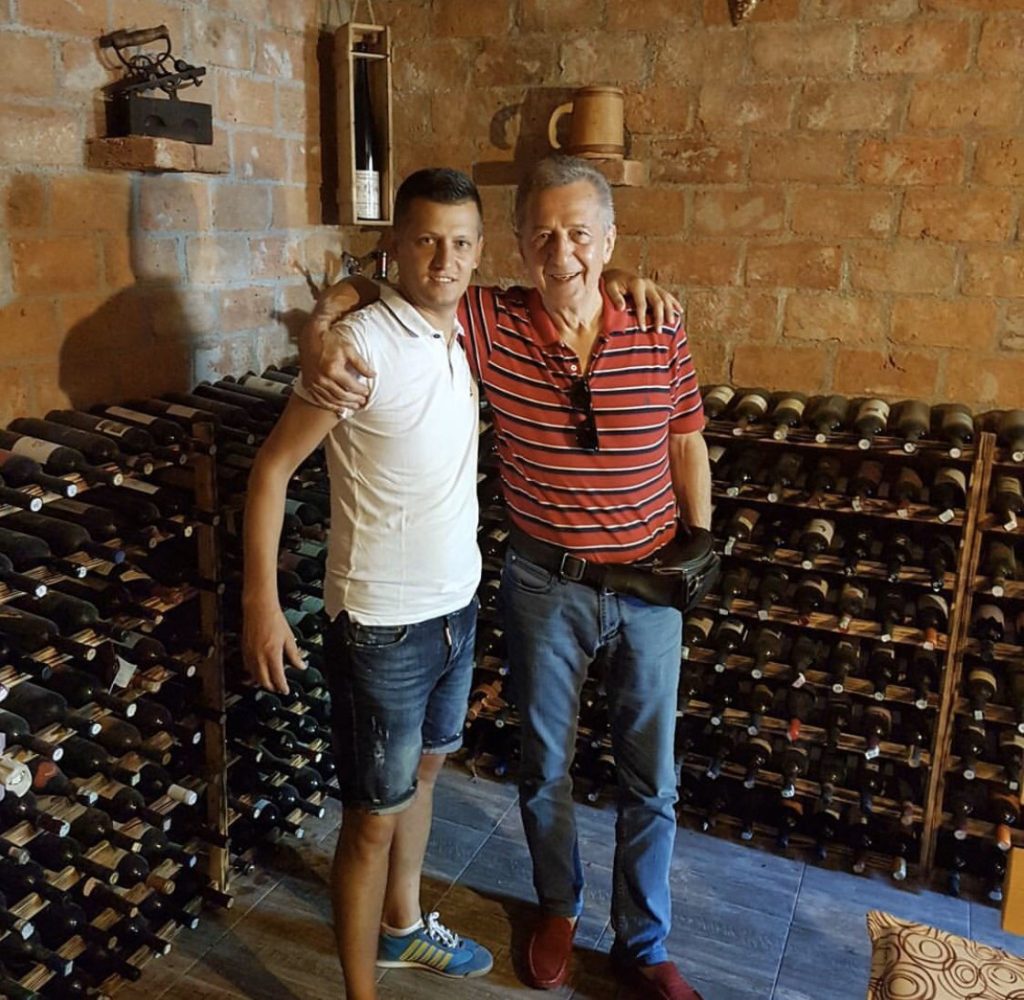 JOSIP PENAVA – Najveći hercegovački zaljubljenik u velika vina | Vinske ...